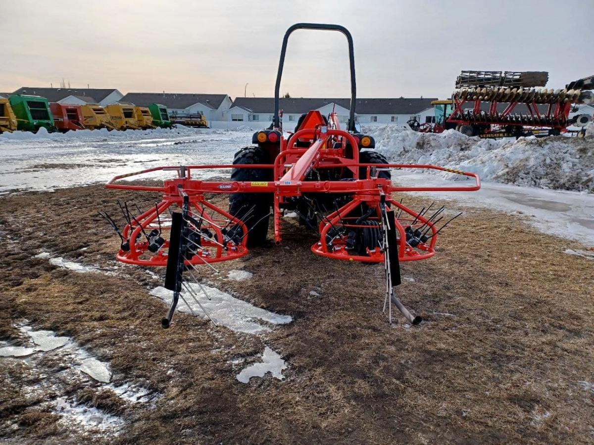 New Kuhn Haybob 300 for sale in Alberta