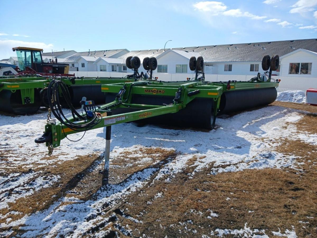 New Mandako L4560 for sale in Alberta