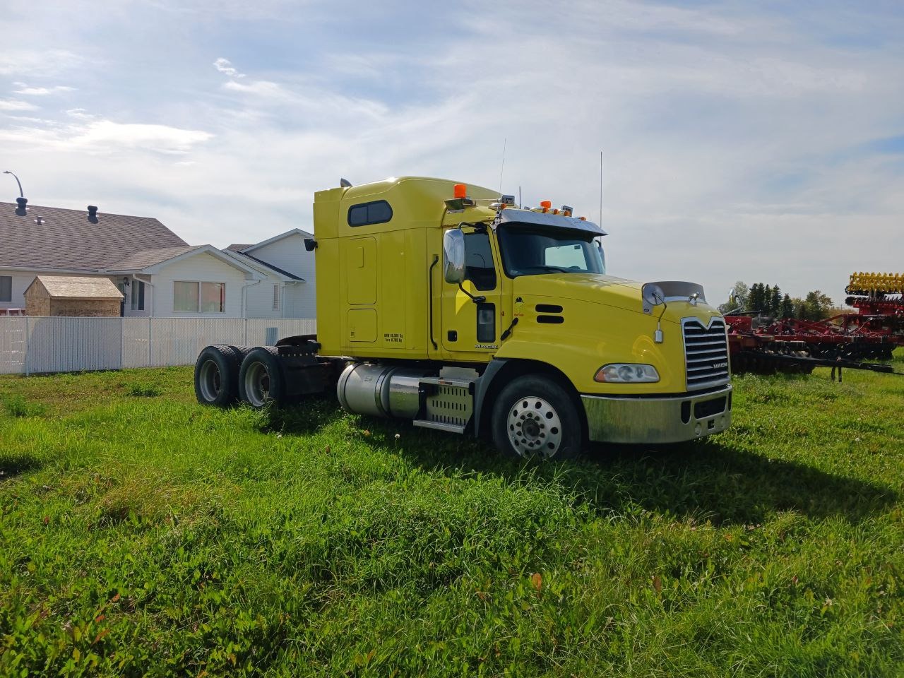 Used Mack CXU for sale in Alberta| KNM Sales and Service