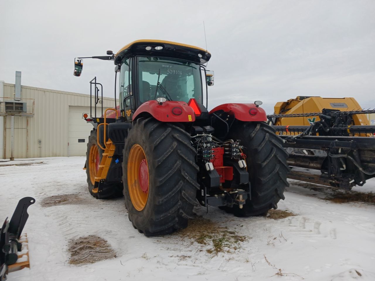 Used Versatile 430 for sale in Alberta
