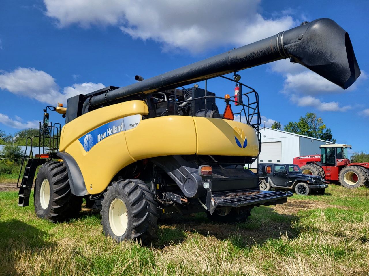 Used New Holland CR9070 for sale in Alberta