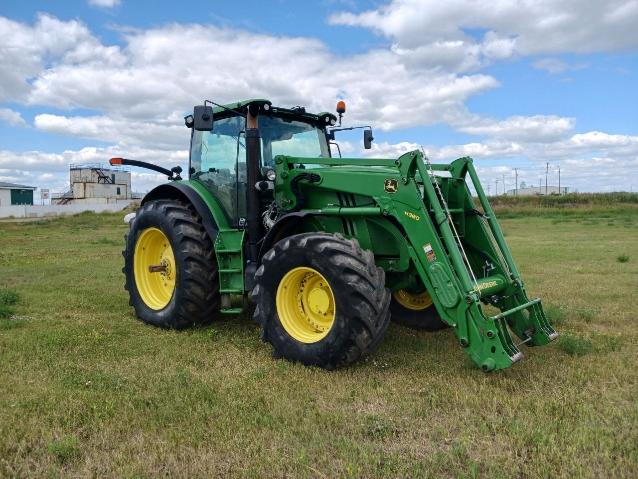 Used John Deer 6170R for sale in Alberta