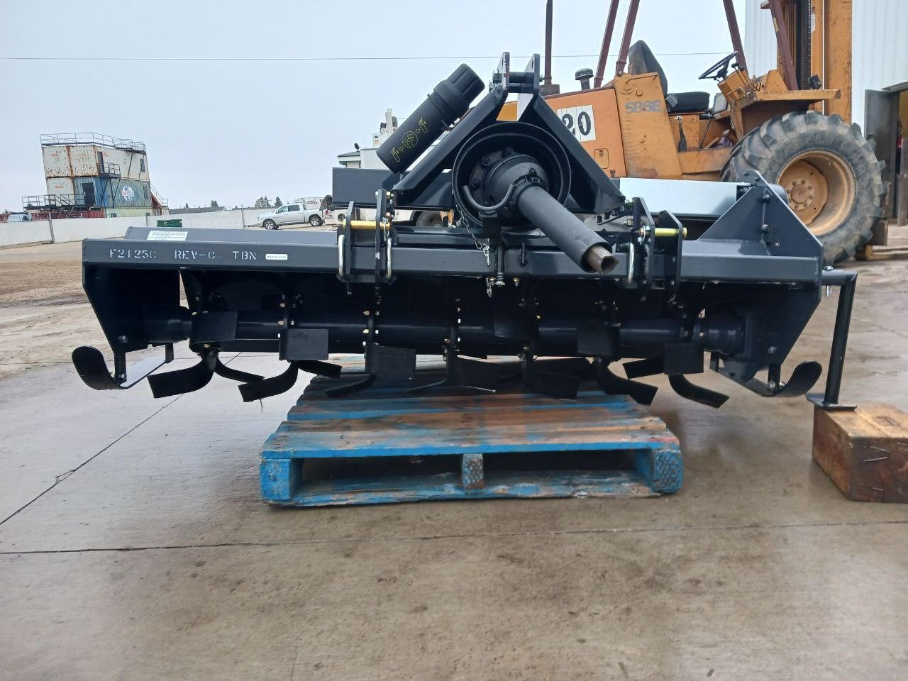 New Farm King 6572C for sale in Alberta