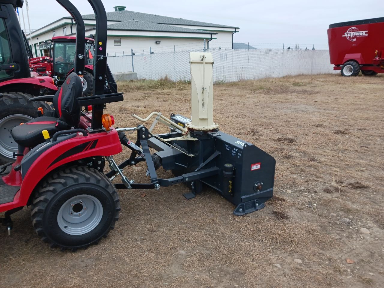 New Farm King Allied Y6010-4 for sale in Alberta