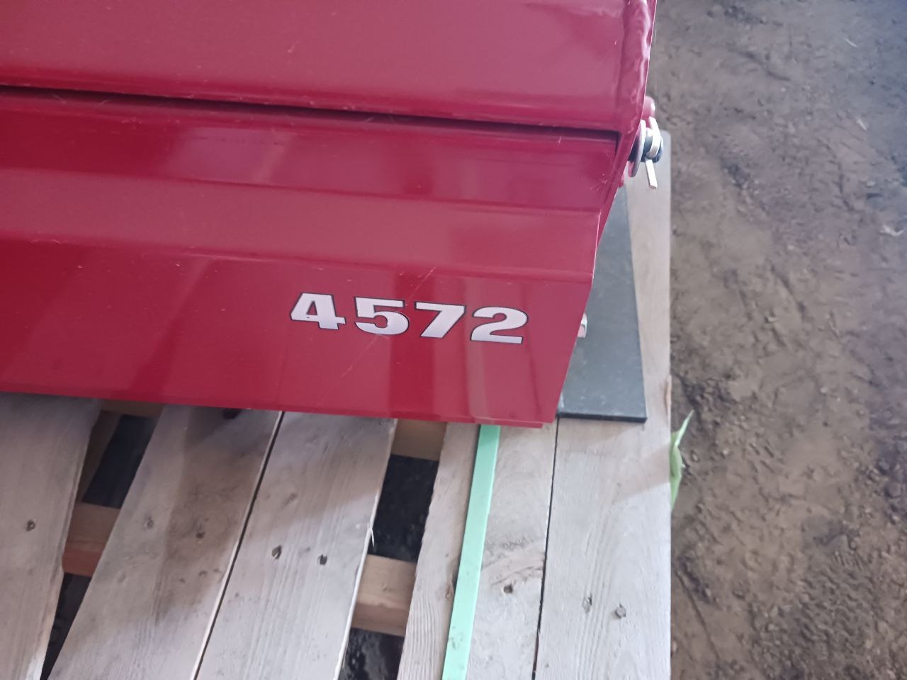 New Farm King 4572 for sale in Alberta