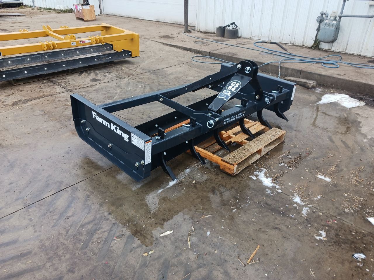 Find here new and Used equipment - KNM Sales