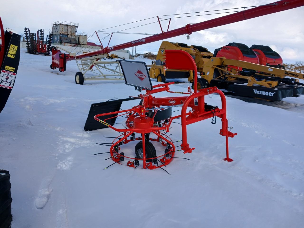 New Kuhn Haybob 360 for sale in Alberta