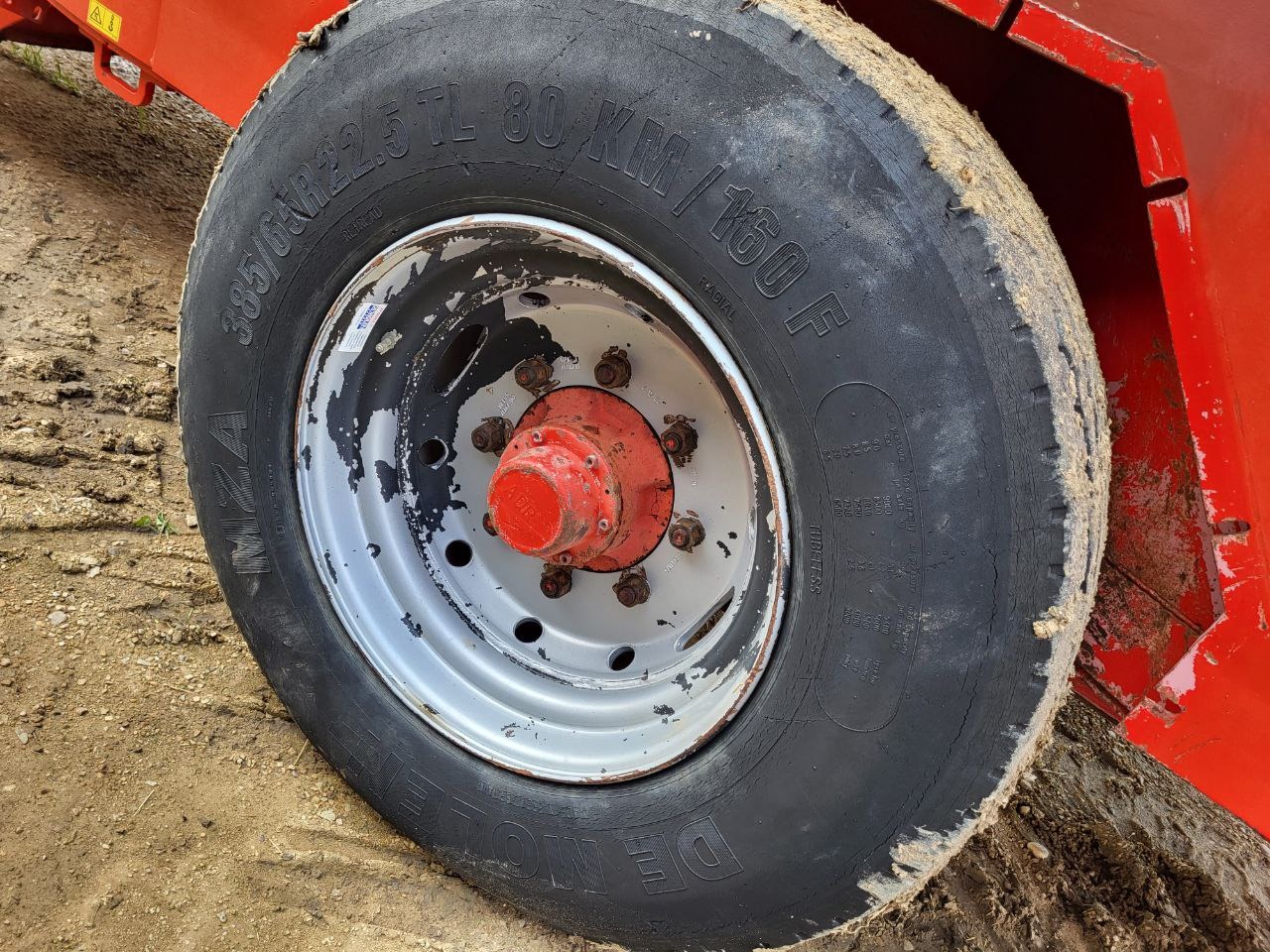 Used Trioliet SM1600-L for sale in Alberta